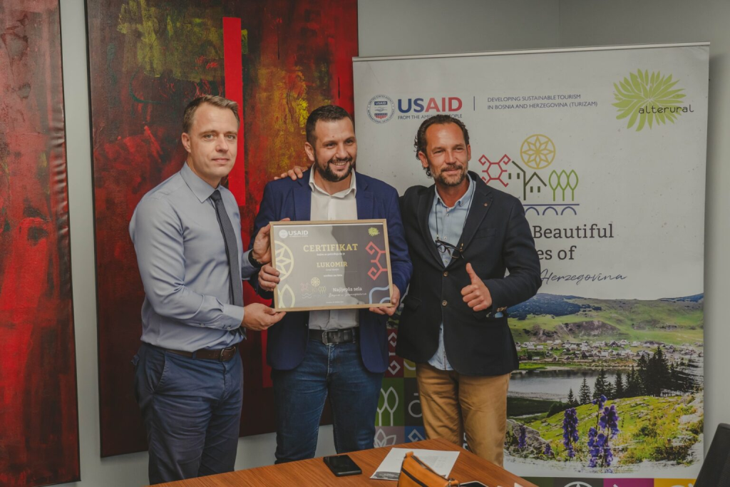 Lukomir je "Najljepše selo u BiH" - Place2Go